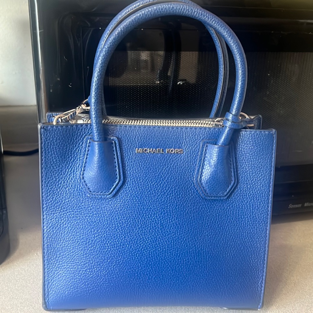 Mk Beautiful Royal Blue Gently Used. - Gem
